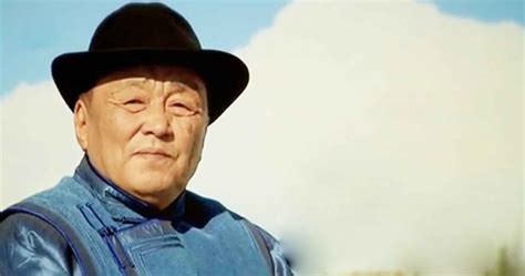 Яруу найрагч Ш Гүрбазар Ардын уран зохиолч болно ТАС МН