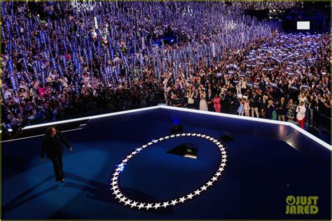 Kamala Harris Dnc Speech Video Watch Her Accept Democratic Nomination