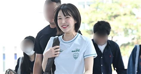 레드벨벳 웬디 천사미소 [포토엔hd]