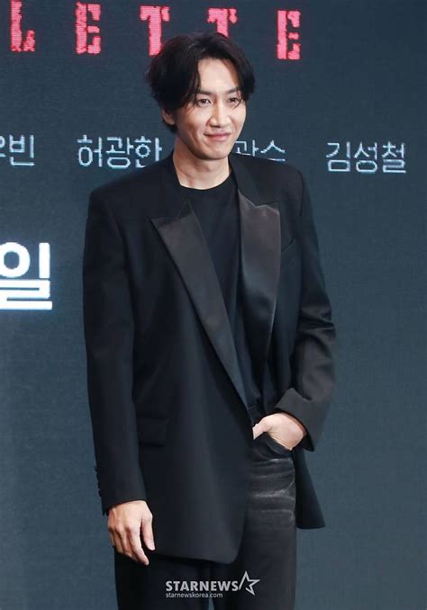 이선빈♥ 이광수 촬영 중 맨몸 노출 위기 갑자기 선언[이혼보험][★밤tv] 스타뉴스