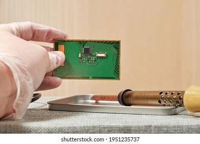 817 Pcb On Table Images Stock Photos Vectors Shutterstock