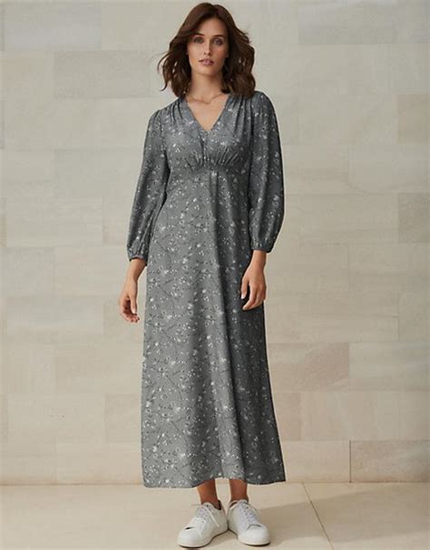 Нежное изящное платье 😍 — цена 740 грн в каталоге Платья миди Купить женские вещи по доступной