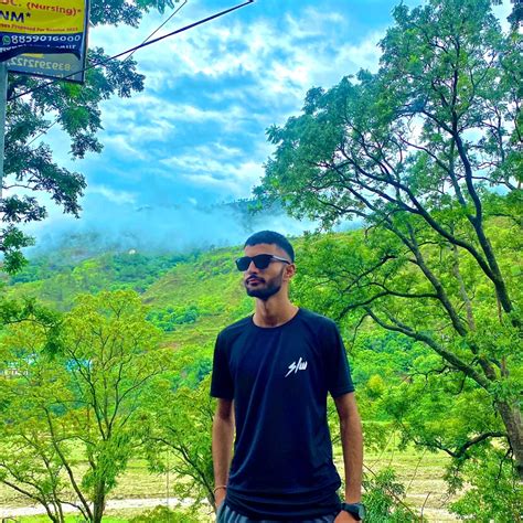 Om Shukla Its Omshukla • Instagram Photos And Videos