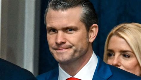 Сенатът на САЩ утвърди Пийт Хегсет като министър на отбраната Фактор