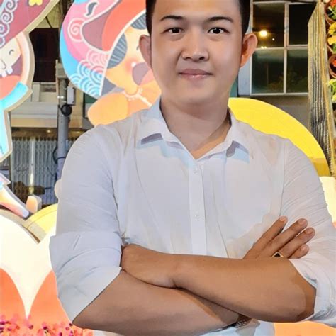 H S Ng Vi N Phan Ph C H U