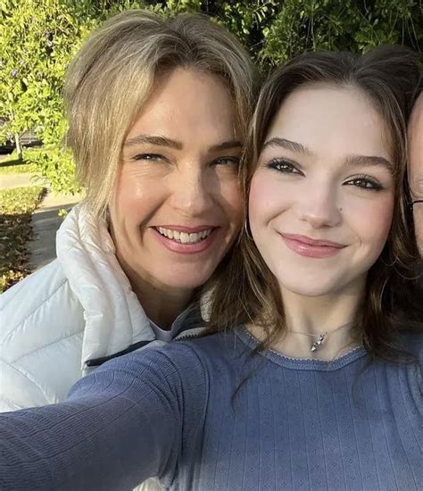 Gorgeous Mother And Daughter Duo Rjaydenbartelsnsfw