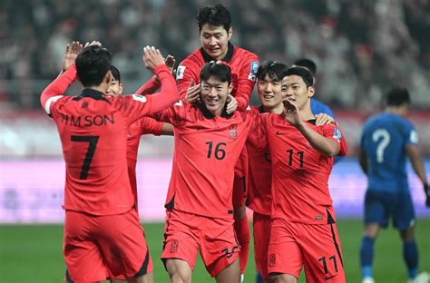 South Korean Footballer Hwang Ui Jo Handed Suspended Jail Term In Sex Video Scandal South