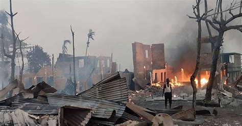 미얀마군 서부 반군 점령 마을 폭격…민간인 40여명 사망