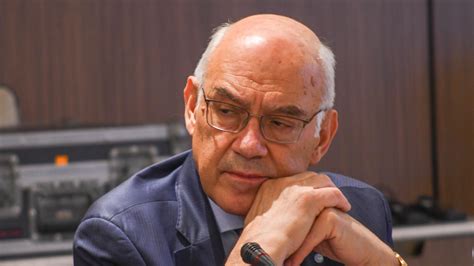 Шефът на КЕВР не очаква рязък скок на цената на тока за битовите потребители след 1 юли Новини бг