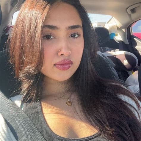 Fai Ffai 44 Snapchat Stories Spotlight And Lenses