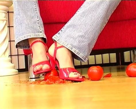 Deutsche Domina Lady Joanne Food Crush Xhamster