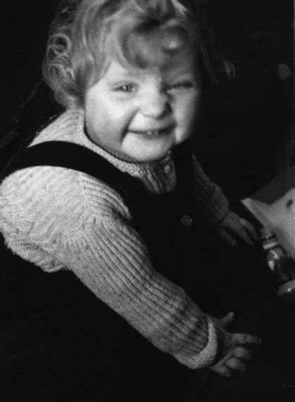 ანგელა მერკელის იშვიათი და უნიკალური ფოტოები 33 ფოტო