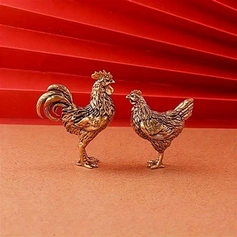 Латунные статуэтки петуха и курицы настольный орнамент — цена 320 грн в каталоге Статуэтки