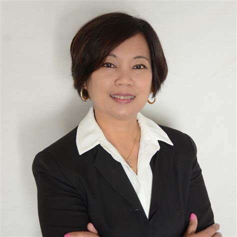 Laarni Sanchez Realtor® Dre 01973975 Realty One Group Future