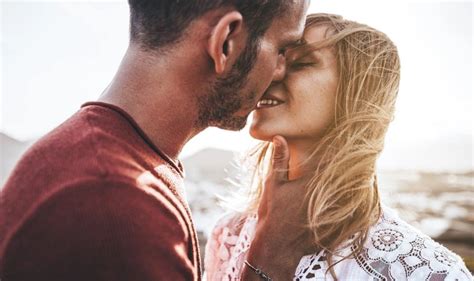 ВИЧ инфекция 7 ранних признаков заболевания ночная потливость повышение температуры сухой