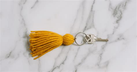 How To Make A Yarn Tassel Keychain DIY Tutorial With Yarn
