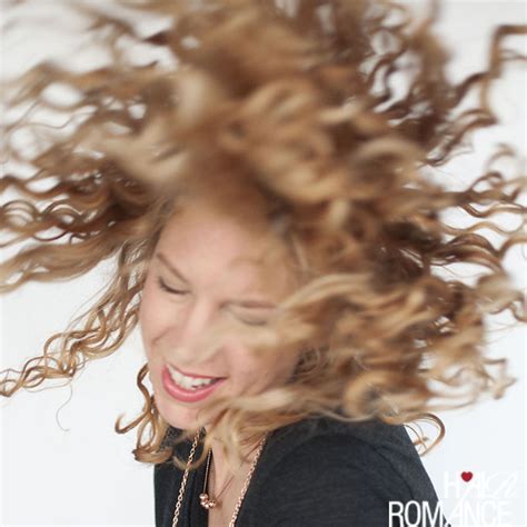 How To Style Curly Hair For Frizz Free Curls Video Tutorial Hair Romance