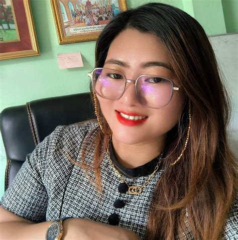 အမျုိးသားဆီက အချစ်ခံရအောင် ေနနည်း How To Get Love From Your Man By