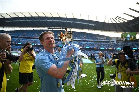 ‘맨시티 초긴장 펩보다 에이스가 더 빨리…더브라위너 사우디 이적에 대해 “모든 것은 열려있다”