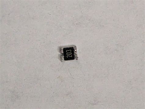 Help Finding This Type Of Smd Resistor R Electronicsrepair