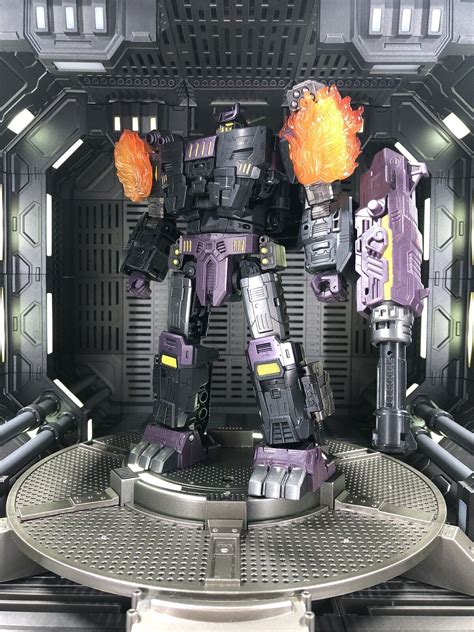 Age Of The Primes Leader Megatronus The Fallen In Hand Images