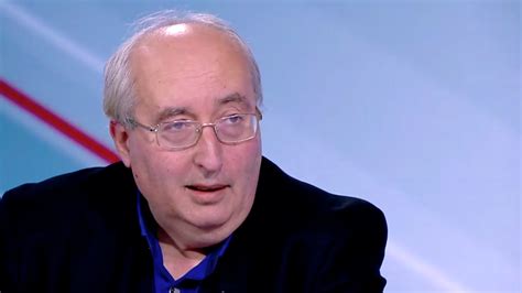 Журналистът Тони Николов за изненадата на президентския вот в Румъния В мътно време лесно се