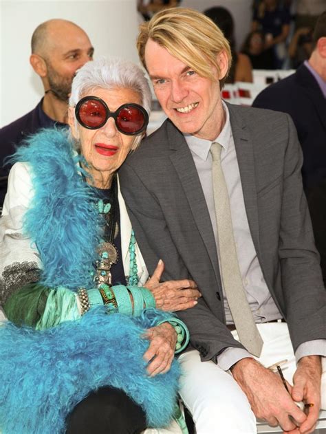 D Michele Markham Rsw On Linkedin Iris Apfel Designer Who Became
