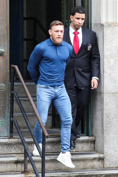 카라티를 은근 선호하는 코너 맥그리거 패션 에펨코리아