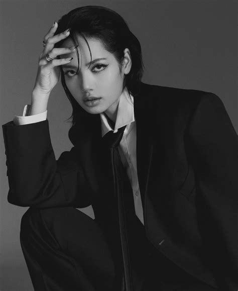 [잡담] 리사 프로필 뉴짤 멋있다 인스티즈 Instiz 연예 카테고리