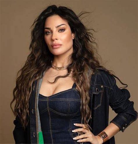 نادين نسيب نجيم تخطف الأنظار بجمالها من دون مكياج Laha Magazine