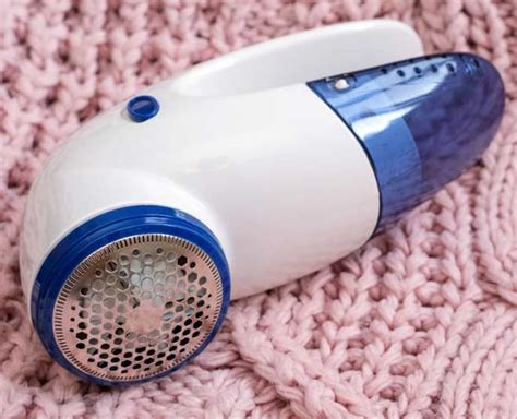 Learn How To Remove Lint From Your Clothes Herzindagi