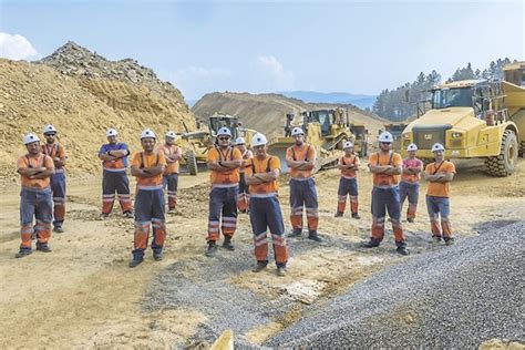 Моделът на “Дънди Прешъс Металс” за споделен растеж и инвестиции в хората