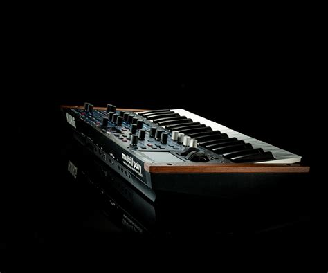 Specifications Multi Poly ANALOG MODELING SYNTHESIZER KORG USA