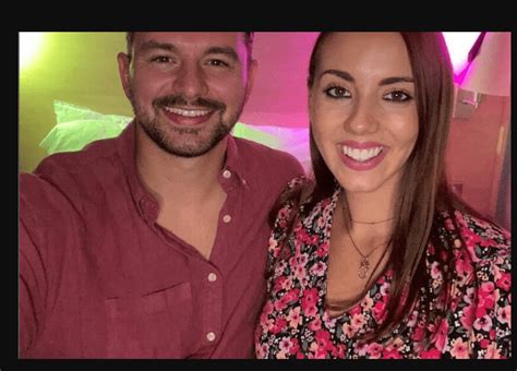 Mu Me Neprijatno Iznenadio Pa Morao Da Gleda Kako Imam Odnose S Trojicom U Svim Pozama A Onda