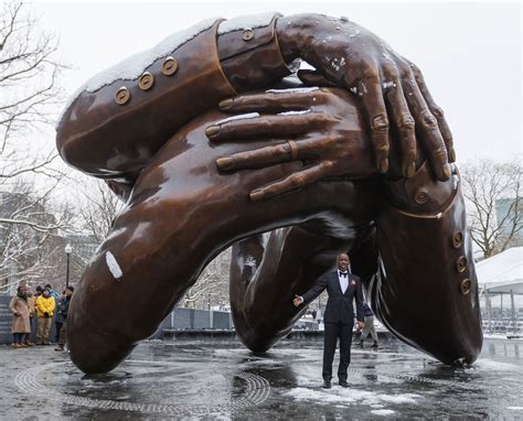 Megyn Kelly Says Woke Mlk Statue Looks Like Giant Penis