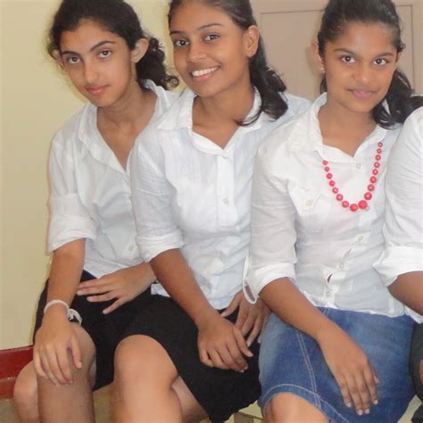 Sri Lankan School Girls 3 Sri Lankan And Desi Indian Girls