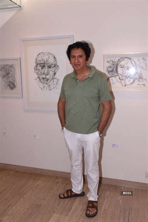 Remu Zaveri Naz Zaveri During A Solo Show Of Recent Monochrome By Master Akbar Padamsee