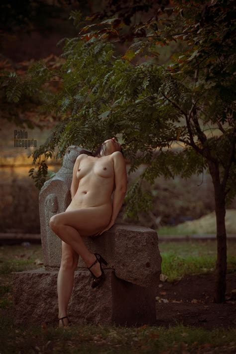 Naked Granite Art Striptease On The Waterfront Pablo Incognito