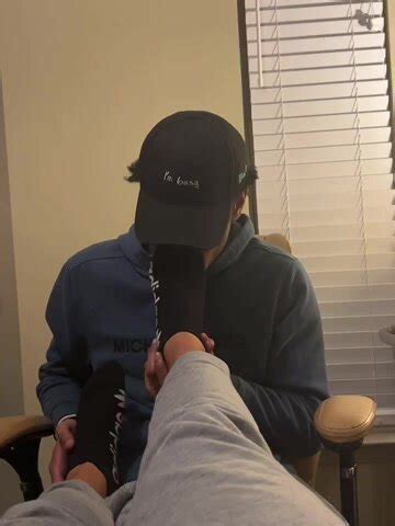 Master Zedd Sweaty Socks Worship ThisVid