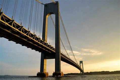 orchestrating aspire applications with docker compose by manuel