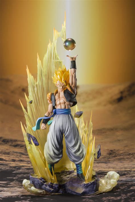 Tamashii Nations Dragon Ball Figuarts Zero Super Saiyan Gogeta 7 9
