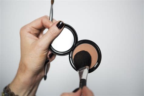 How To Contour Your Face Tutorial POPSUGAR Beauty