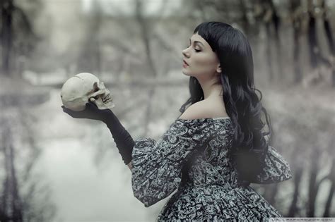 Smart Girl Wallpapers Top Free Smart Girl Backgrounds Wallpaperaccess