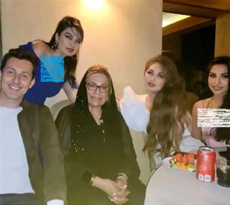 عکس گوهر خیراندیش در کنار سهیلا و طلا گلزار در تولد اِبی