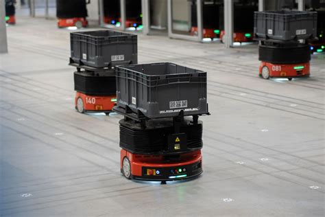 Dematic Deploys Mobile Robots For Radial Warehouse In The Netherlands Parcel And Postal