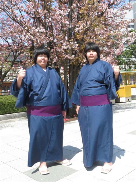 相撲界に190センチ超の ビッグツインズ”誕生 双子兄弟「緊張」2日前上京し新弟子検査受検 大相撲写真ニュース 日刊スポーツ