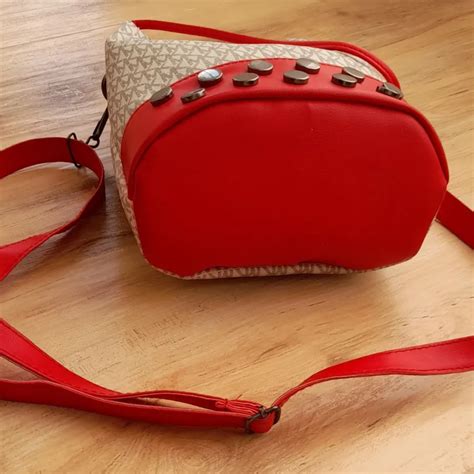 کمدا قیمت و خرید کیف دخترانه شیک رنگ سفیدقرمز