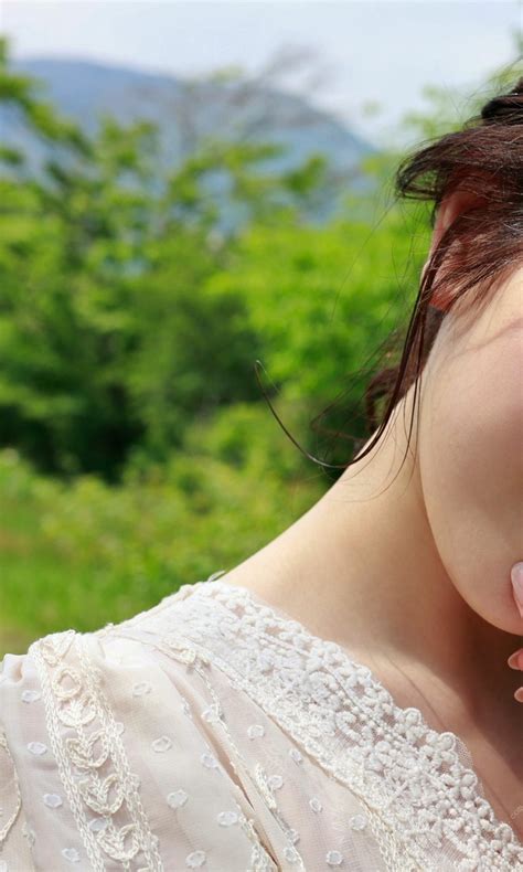 小湊よつ葉写真集「私、avにでる。」 週プレ Photo Book V2ph