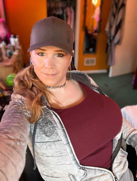 Filezeni Zounds 2 Boobpedia Encyclopedia Of Big Boobs