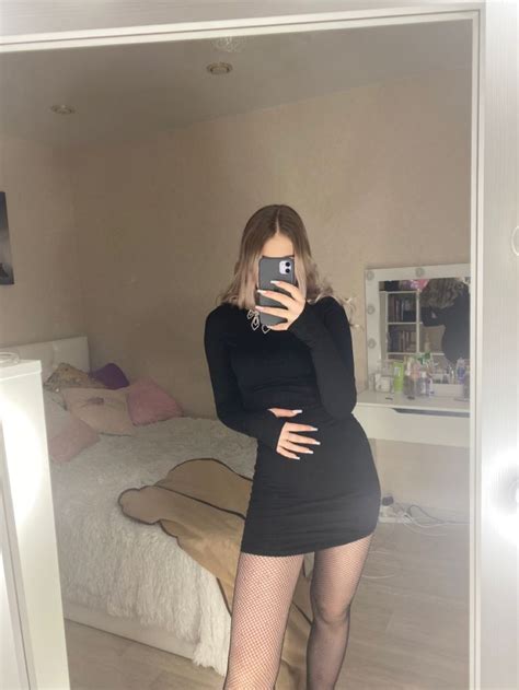 Пин от пользователя Макс на доске Эстетика девочек Позы девочек